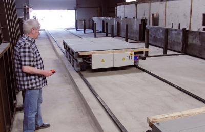 Transfer carriage with battery drive | Demagcranes